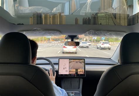 짝퉁車 아닌가요 충격…논란의 중국산 테슬라 타보니 한국경제