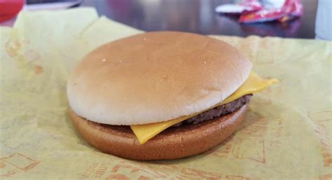 Mcdonalds Cheeseburgers Make Me Sad Rburgers