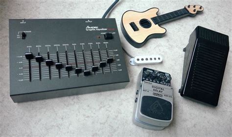 Different Brands Vintage Equalizer Delay En Extras Catawiki