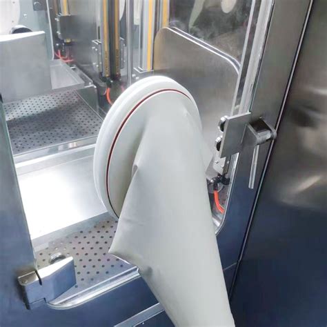 Hj Clean Tech Aseptic Isolator For Dispensing Supplier For Filling