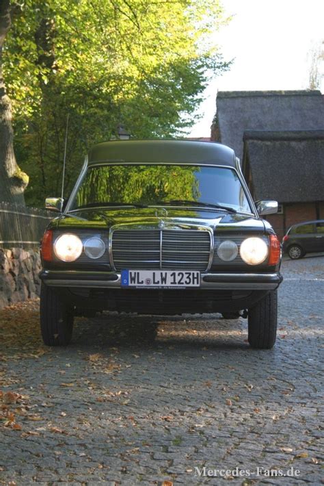 Der Letzte Wagen Ist Immer Ein Kombi 1980er Mercedes Benz 230