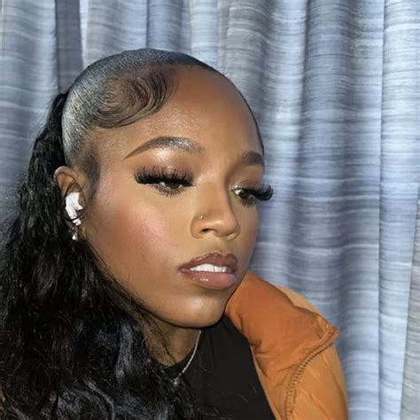 Big T Tiana Lashayy Threads Say More