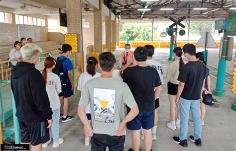 麻豆監理站開辦週六機車考照暨未滿十八歲違規親子講習 提升便民服務