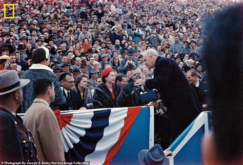 تصاویر نادر از زندگی شگفت انگیز ملکه الیزابت