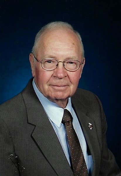 Rudolph Thomass Instagram Twitter And Facebook On Idcrawl