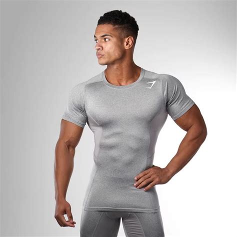 Футболка спортивная Gymshark - купить с доставкой по выгодным ценам в ...