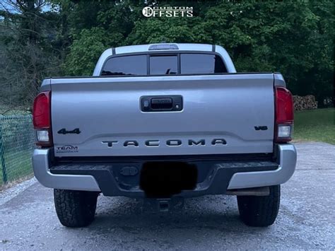 2021 Toyota Tacoma With 16x8 0 Xd Xd127 And 26575r16 Hankook Dynapro