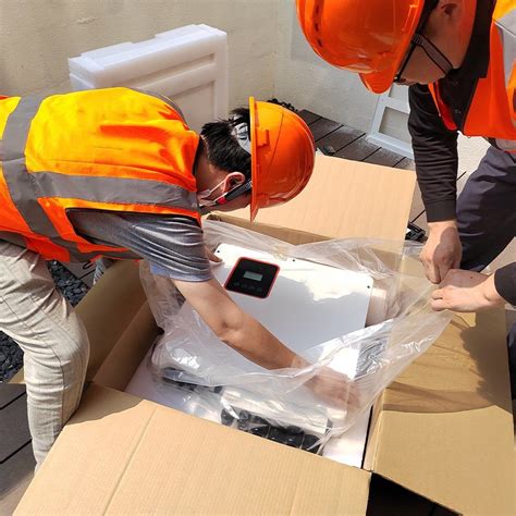 Three Phase Residential Commercial Ups Hybrid Inverter 20kwh Lithium