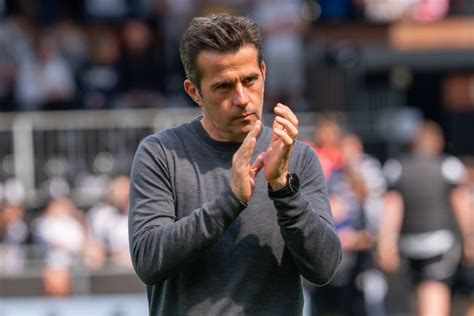 Bassey Maakt Indruk Op Fulham Manager Deed Het Perfect Soccernews Nl