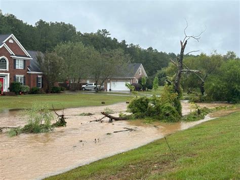 Hurricane Helene Brings Flooding Downed Trees On Thursday The