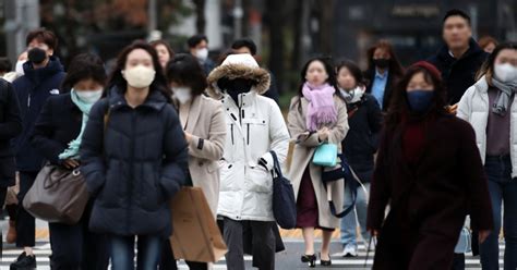 韓 경제 세계 15위 밖으로30년뒤 인도네시아에도 밀린다