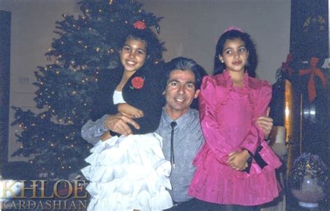 Kim Kardashian Celebrates Late Fathers Birthday By Tweeting Vintage Photos