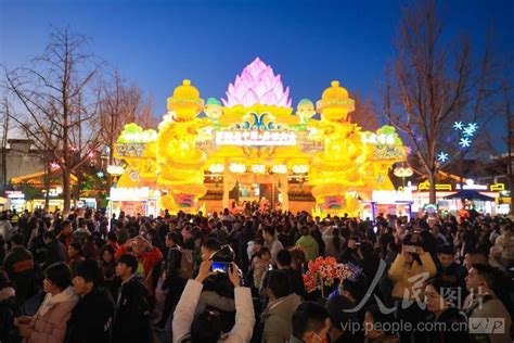 江苏南京畅游秦淮灯会 乐享春节假期 人民图片网