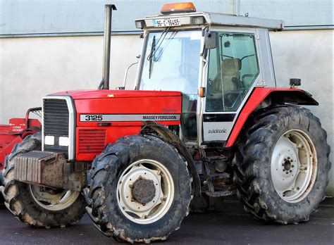 60 Years Of Massey Vintage Club To Attempt World Record For Big