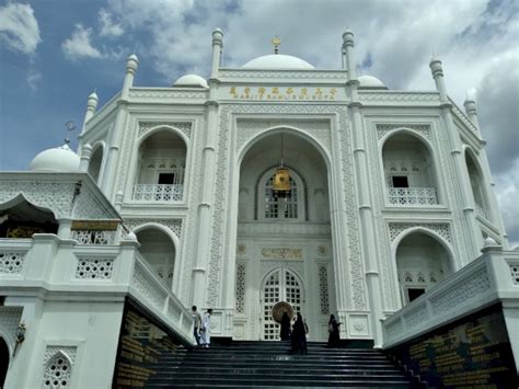 Berita Terkait Dengan Masjid Mirip Taj Mahal Indozoneid