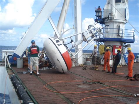 PMEL And Partners Deploy First Ocean Acidification Mooring In The