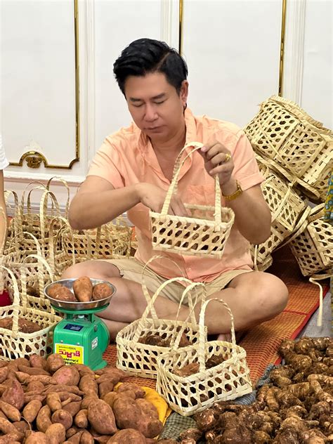 Myo Minn Soe မနက်ဖြန်အဝေးဖိတ်နေ့မှာ