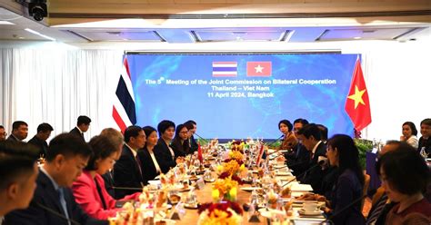 越南外交部长裴青山对泰国进行正式访问 Vietnam Vietnamplus