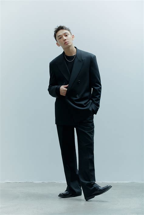 익스트림무비 유아인 무신사 스탠다드 2020 F W 화보