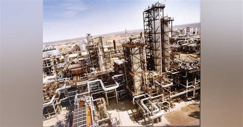 Process Automation Shell Scotford Upgrader Named 2011 Hart Plant Of