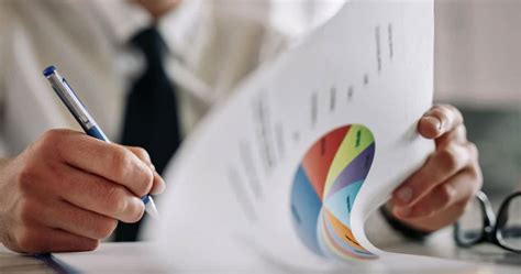 ارزیابی عملکرد چیست؟ روش های ارزیابی عملکرد کارکنان