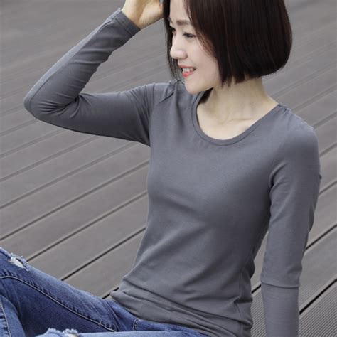 春秋内搭纯色大码中年圆领莫代尔打底衫女式长袖t恤黑色体恤上衣虎窝淘