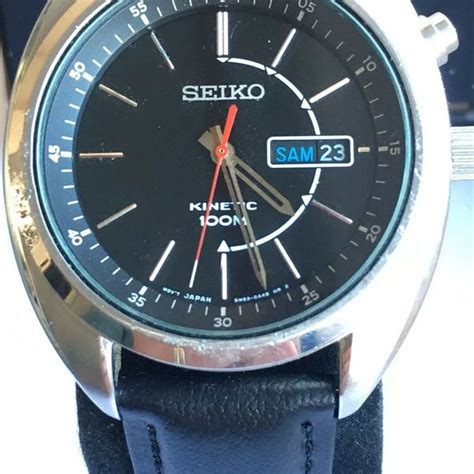 Seiko Kinetic 5m63 0ak0 100m Day Date Mens Watch With Black Leather