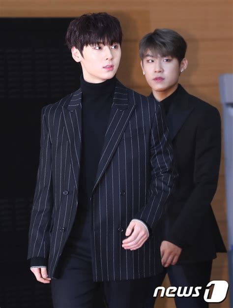 防弹少年团wanna One、twice、red Velvet现身“第32届金唱片大赏” 金硕珍姜丹尼尔俞定延裴珠泫等群星闪耀【组图】【12