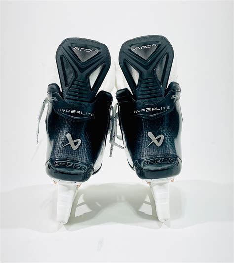 Like New Custom Black Bauer Vapor Hyperlite 2 Pro Stock Skates Size 8 25d 272mm Ls Fly Ti