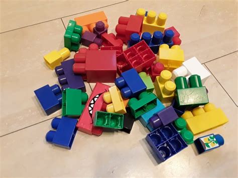 Bag Of Approx 50 Mega Blocks Varied Shapes And Colours Newport Wightbay