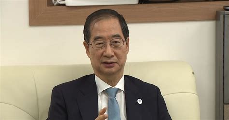 취임 100일 넘긴 한 총리 경제활성화 총력대치 정국에 빛바래나