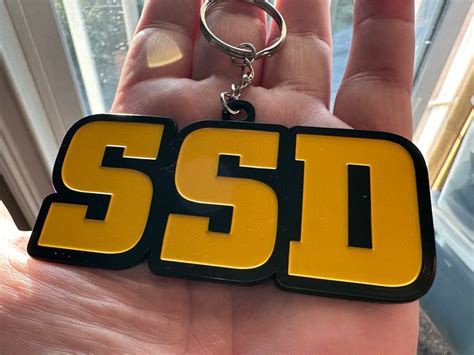 Super King Size 4 Inch Metal Ssd Logo Keychain Xclaim Al Bariles