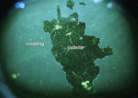 Characteristics Of Coated Jadeite Jade Gems And Gemology