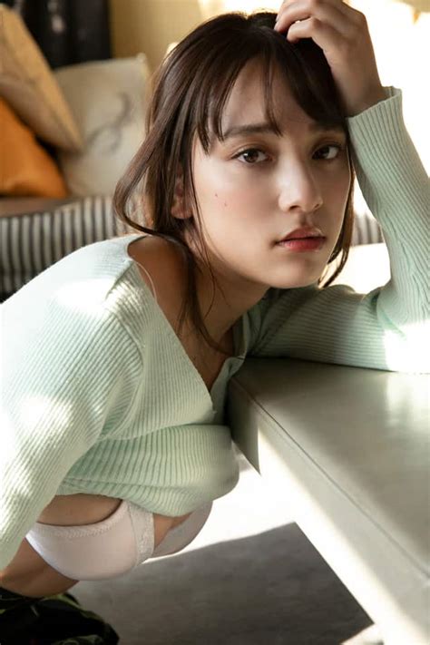テーマは着衣巨乳！都丸紗也華との “同棲”が味わえる一冊。flashデジタル写真集発売！ Smart Flash スマフラ[光文社週刊誌]