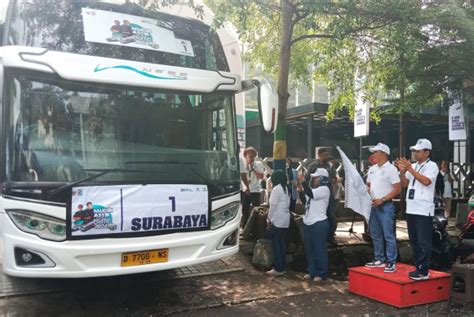 Pegadaian Berangkatkan Ratusan Warga Ikut Mudik Asik 2024
