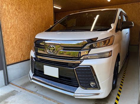 ヴェルファイアのエンブレム交換・ネッツ・トヨタ・diy・車弄りは楽しいに関するカスタム事例｜車のカスタム情報はcartune