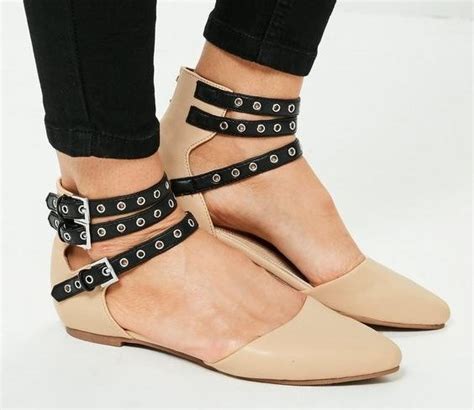 35 Stunning Pairs Of Flats Youll Want To Live In This Fall