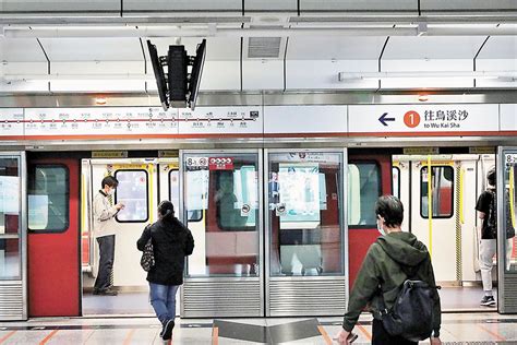 港鐵再多212人染疫 屯馬線港島線班次微調 香港文匯報
