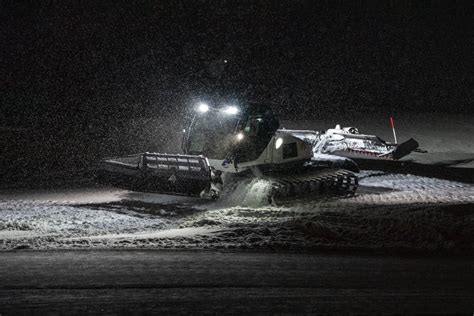 A Day In The Life Of A Deer Valley Groomer Townlift Park City News