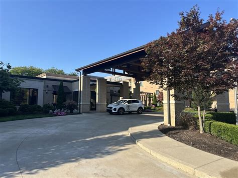 Cameron Orlean On Linkedin Seniorliving Independentliving Luxurysuites Library