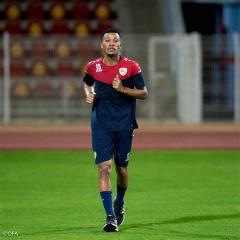 لاعب المرخية يقود عمان بالخليجية جريدة الوطن