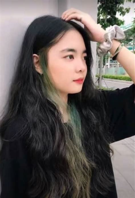 Ghim C A Nhu Nguyen Tr N L U Nhanh Con G I Ang Y U Th I Trang