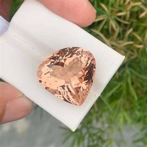 Stunning 25 Carat Natural Pear Shape Peach Morganite Gem For Jewelry