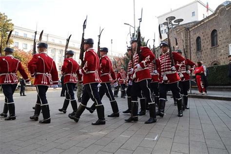 Вижте тържествената церемония пред президентството по случай Деня на будителите Видео снимки