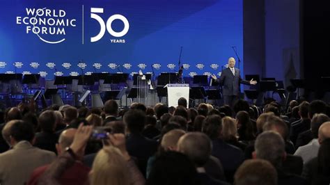 Politologas apie Davoso forumą yra valstybių kurios spaudžia Zelenskį sėsti prie derybų stalo