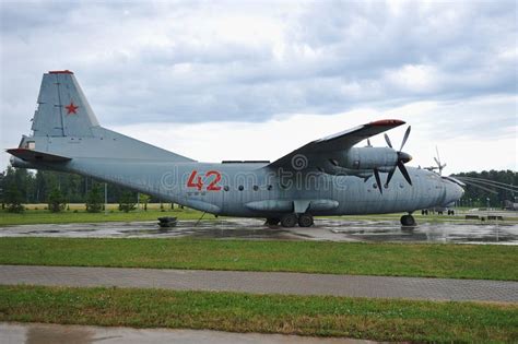 An 12 Military Transport Aircraft Editorial Photo Image Of Travel