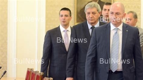 Депутатите от БДЦ и Народен съюз се врътнаха в комисиите