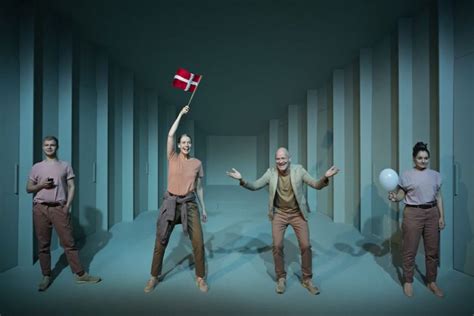 Anmeldelse FrihedsexlÆngsel Teater Grob På Mortenhededk