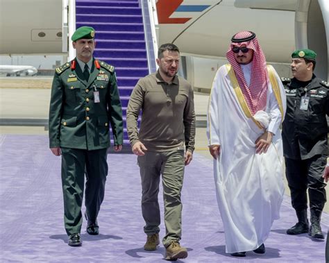Zelensky Meets With Crown Prince Of Saudi Arabia