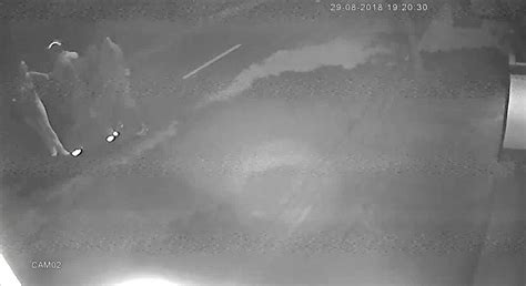 Vídeo Mostra Técnica De Enfermagem Morta A Tiros Sendo Abordada Por
